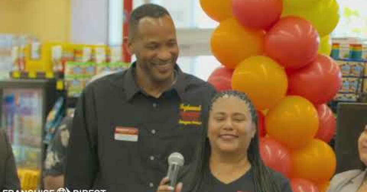 Grocery Outlet's 300th Store Opening! |FranchiseDirect.com - The Best ...