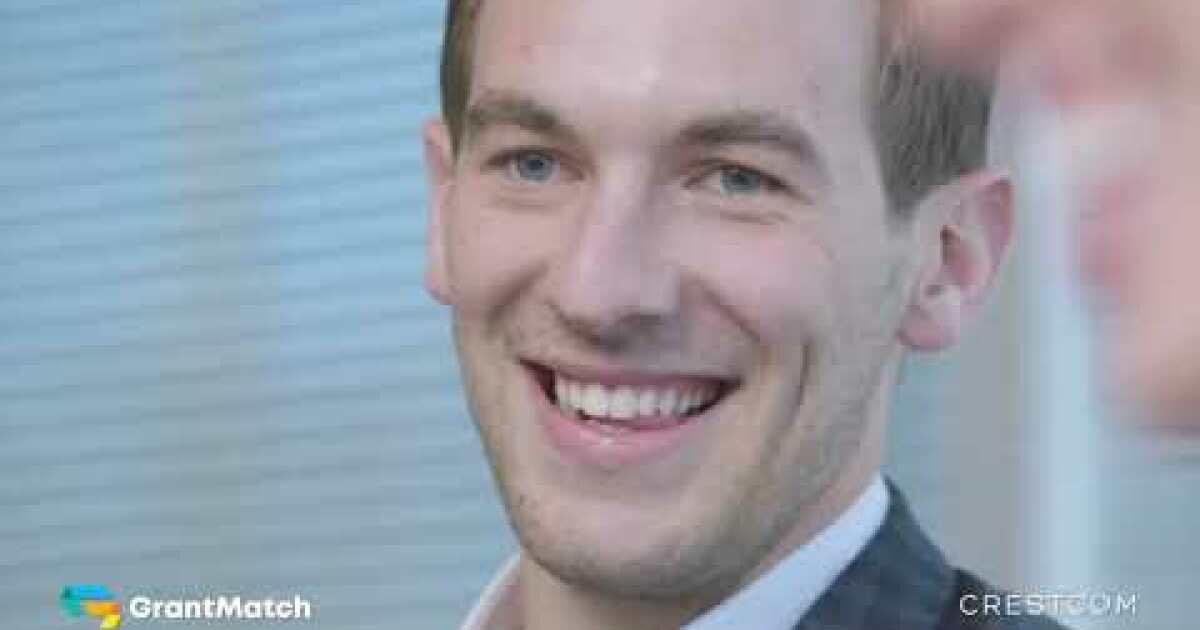 Crestcom - Create Lasting Change | Franchise Direct Canada